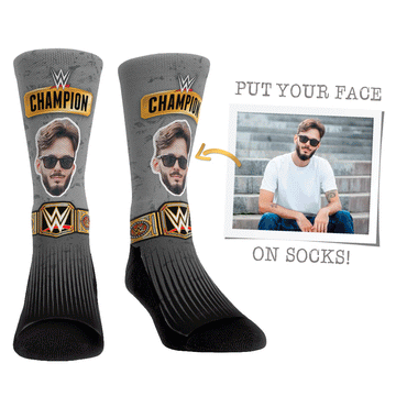 Custom WWE – Rock 'Em Socks