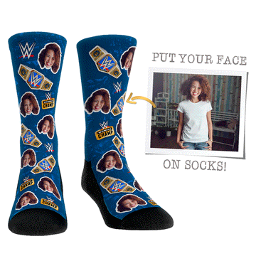 Custom WWE – Rock 'Em Socks