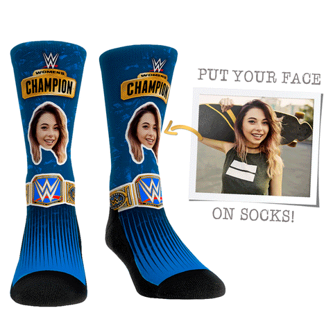 Custom WWE – Rock 'Em Socks